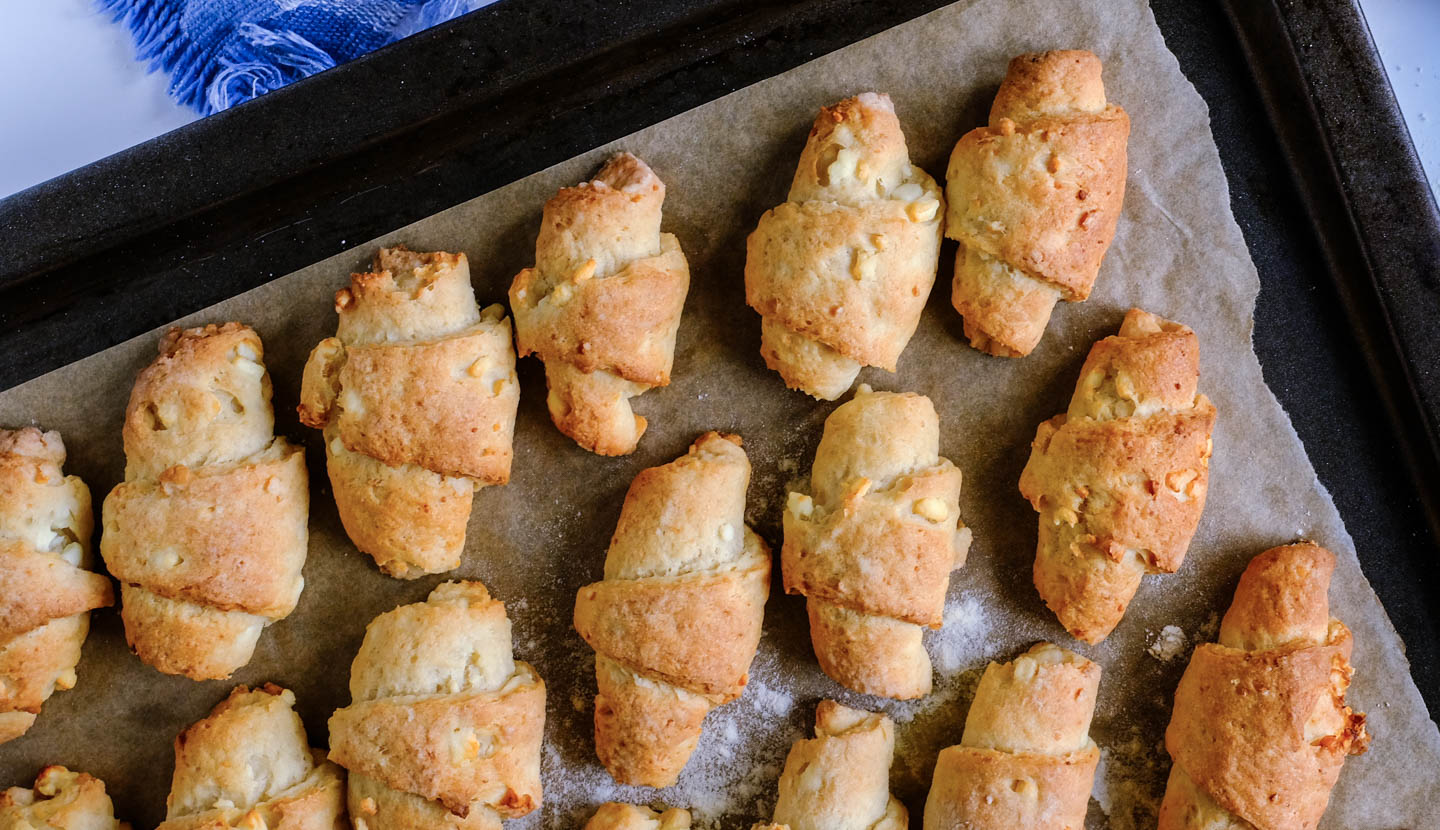 Tiny, Salty Cheese Croissants